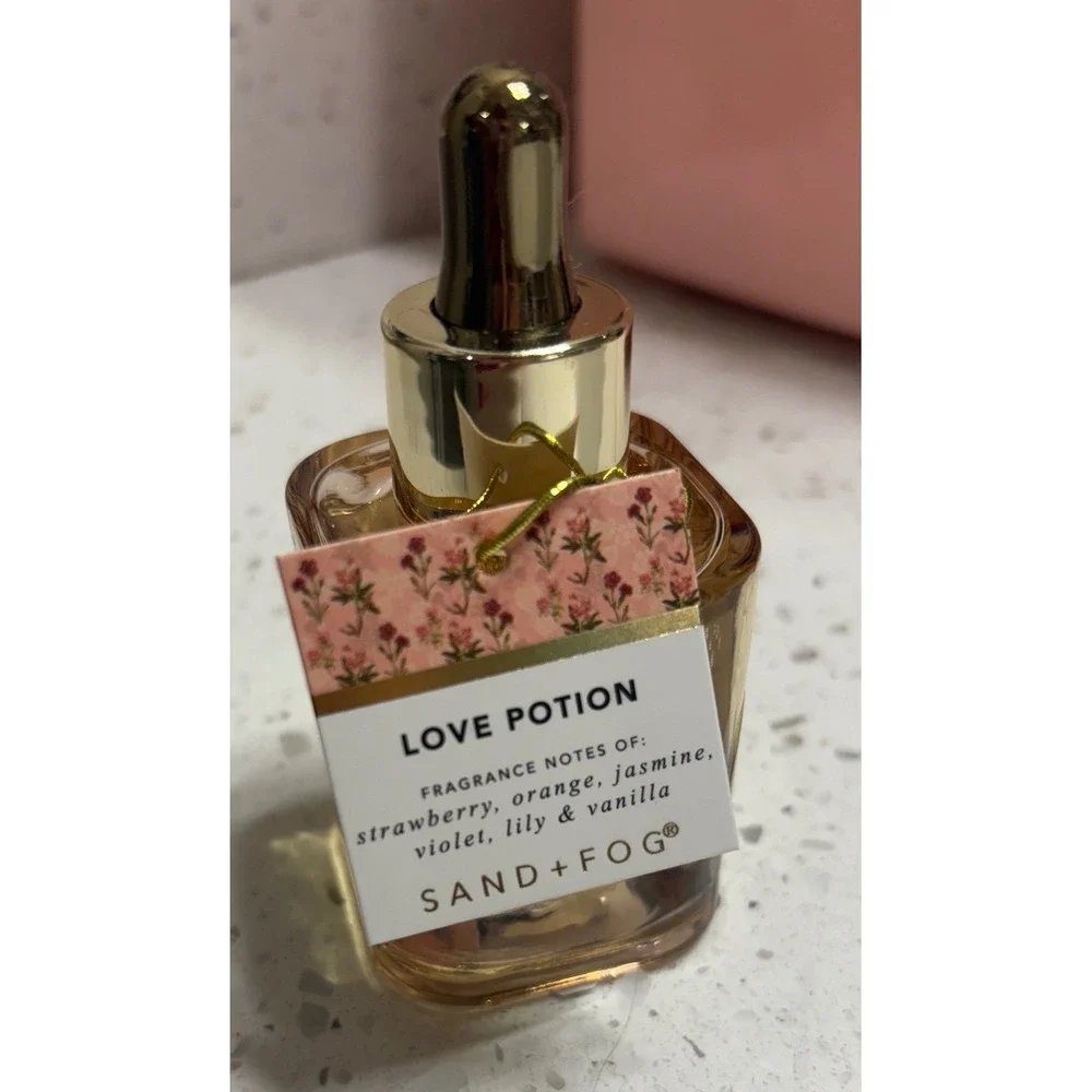 Sand + Fog | Bath & Body | Sand Fog Love Potion Eau De Parfum Oil 7 Fl ...